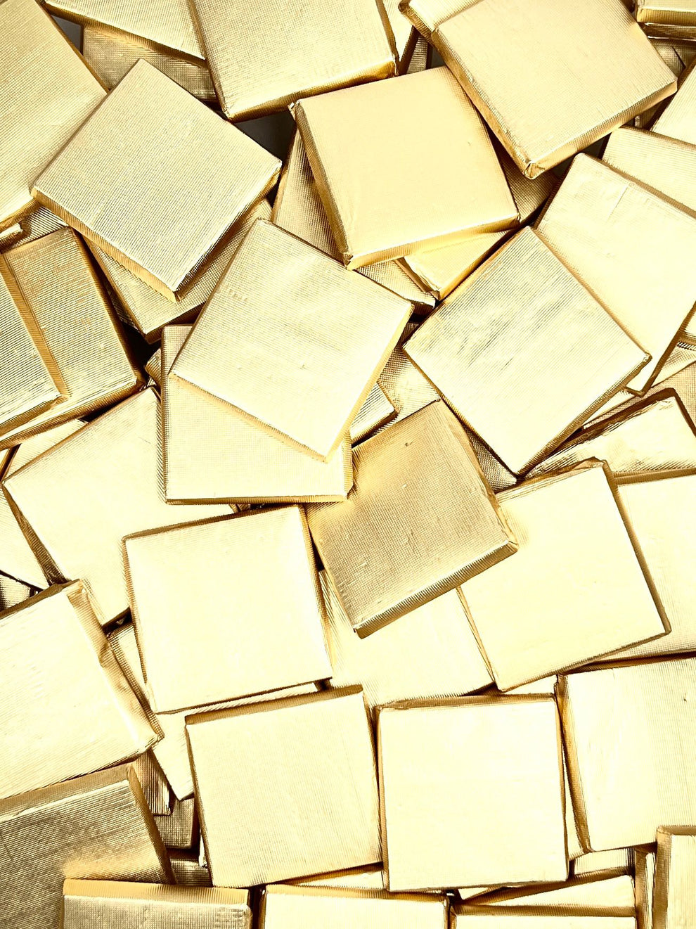 Neapolitan Chocolate Squares 2kg ( Box of Approx 400 ) – wholesalefavourco